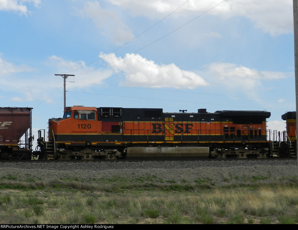 BNSF 1120